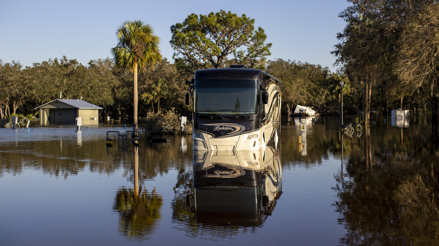 Photos show the destruction caused by Hurricane Ian in Florida : The ...