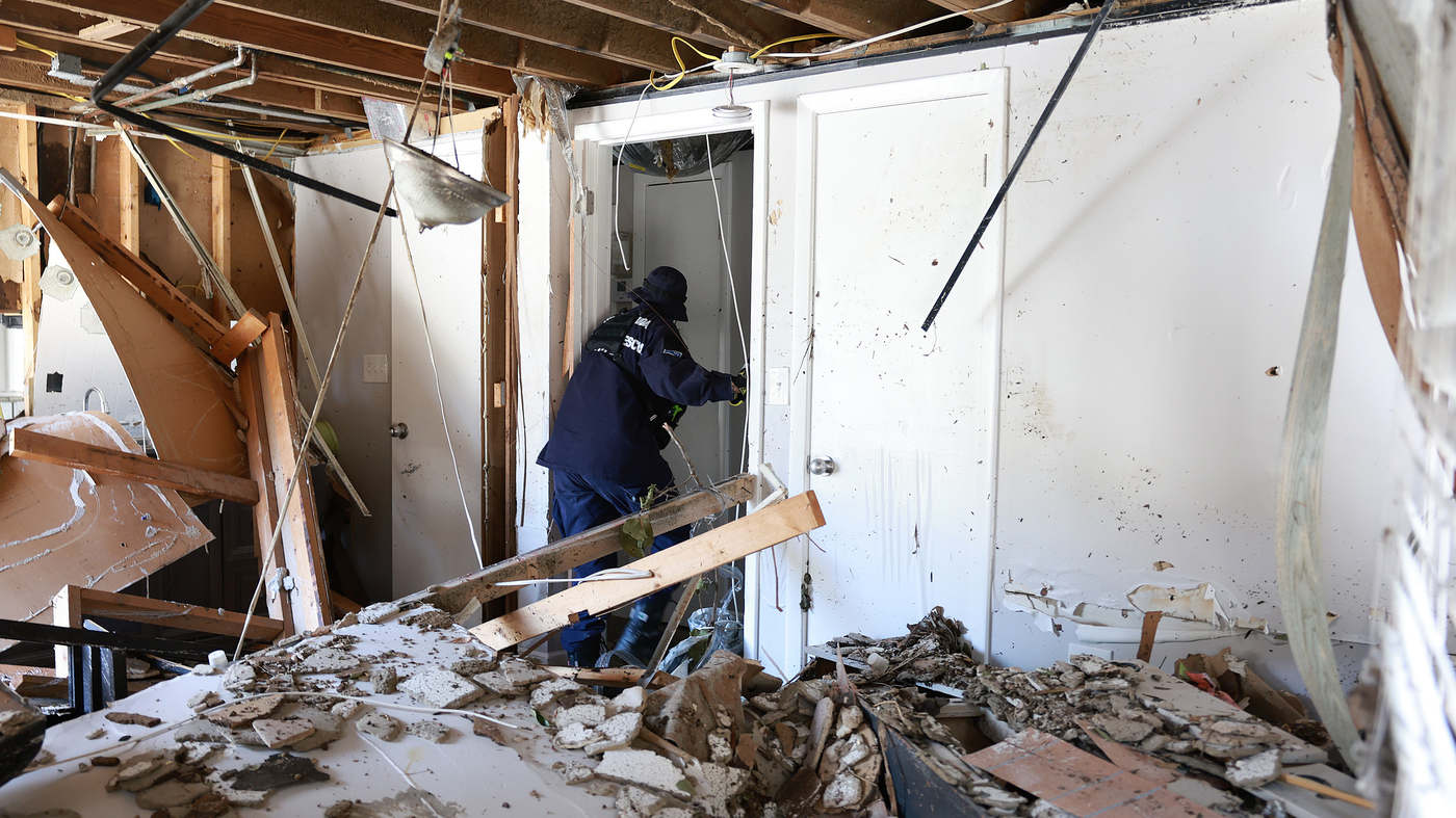 Hurricane Ian may make Florida's property insurance market even worse : NPR