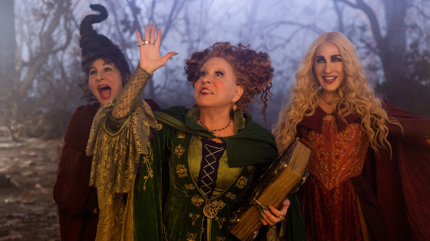 'Hocus Pocus 2' conjures nostalgia, but does it recapture the magic ...