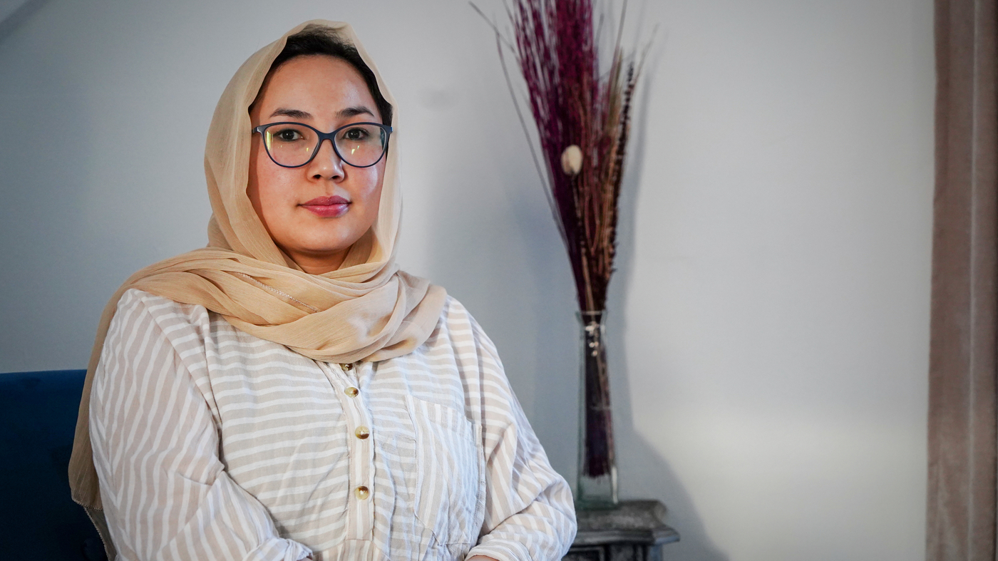 PHOTOS: 8 refugees share the precious things they brought to remind ...