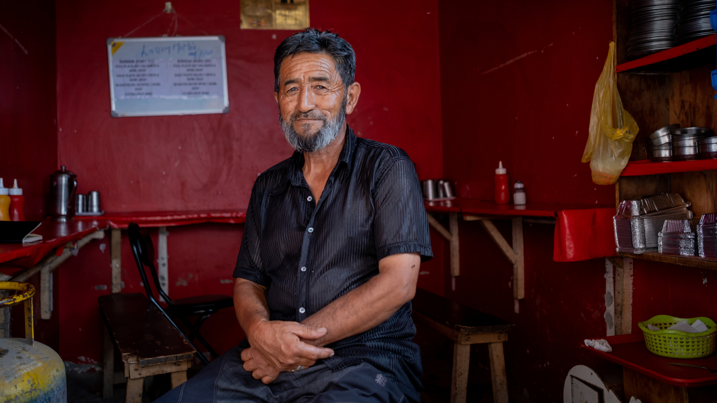 PHOTOS: 8 refugees share the precious things they brought to remind ...