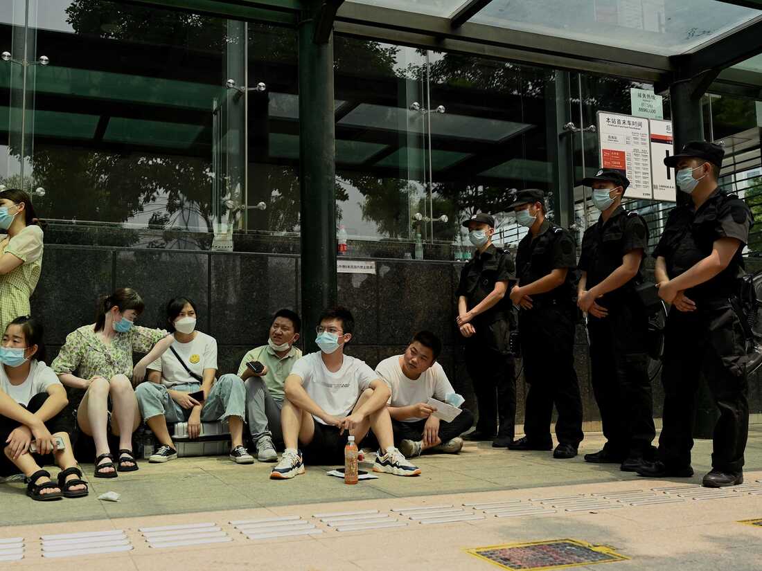 Why squatters in unfinished apartments spell trouble for Xi Jinping ...