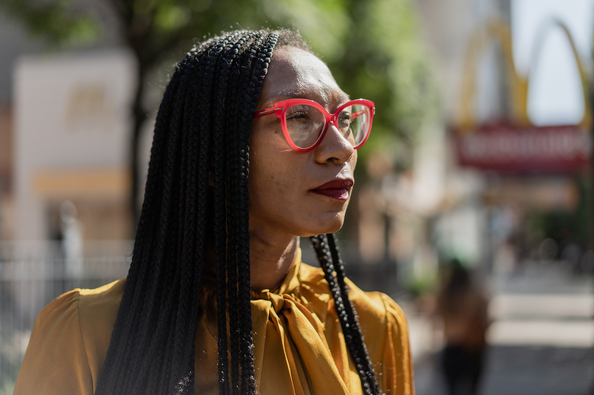 Handguns converted to high-capacity machine guns fuel deadly violence in Chicago : NPR