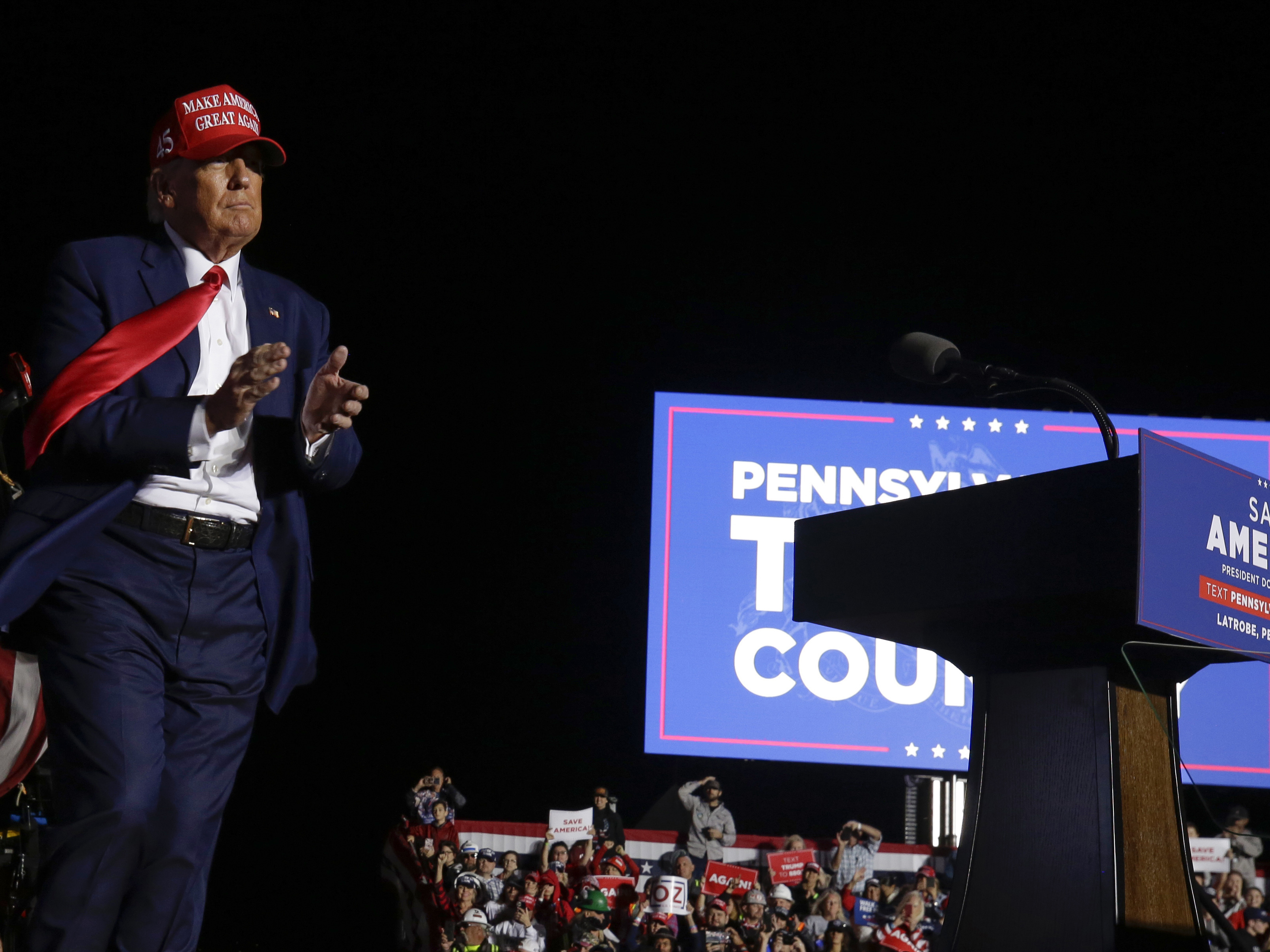 Presidents Biden, Obama and Trump appeal to midterm voters at ...