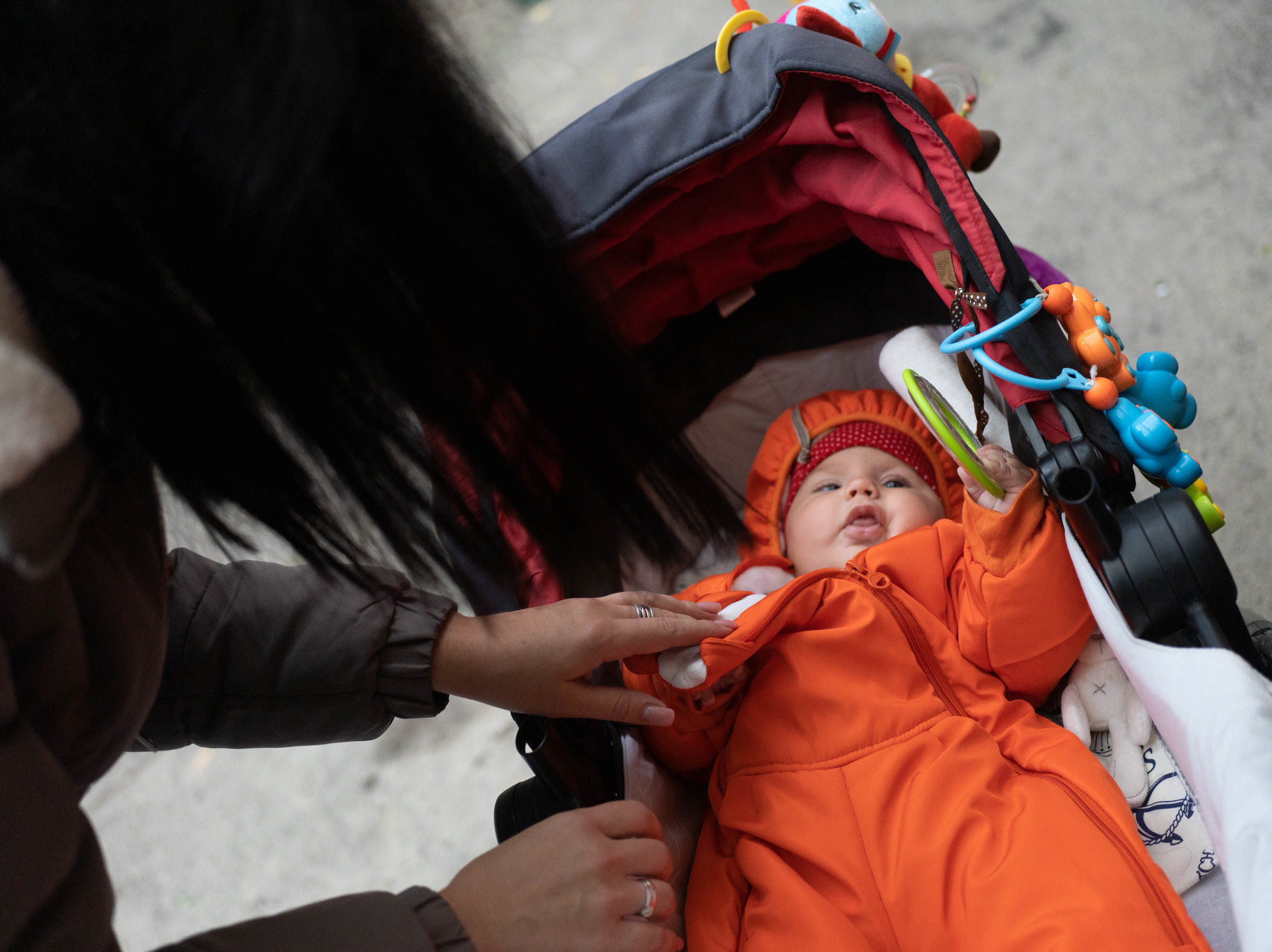 Meet the parents raising Ukraine's next generation, babies now as old ...