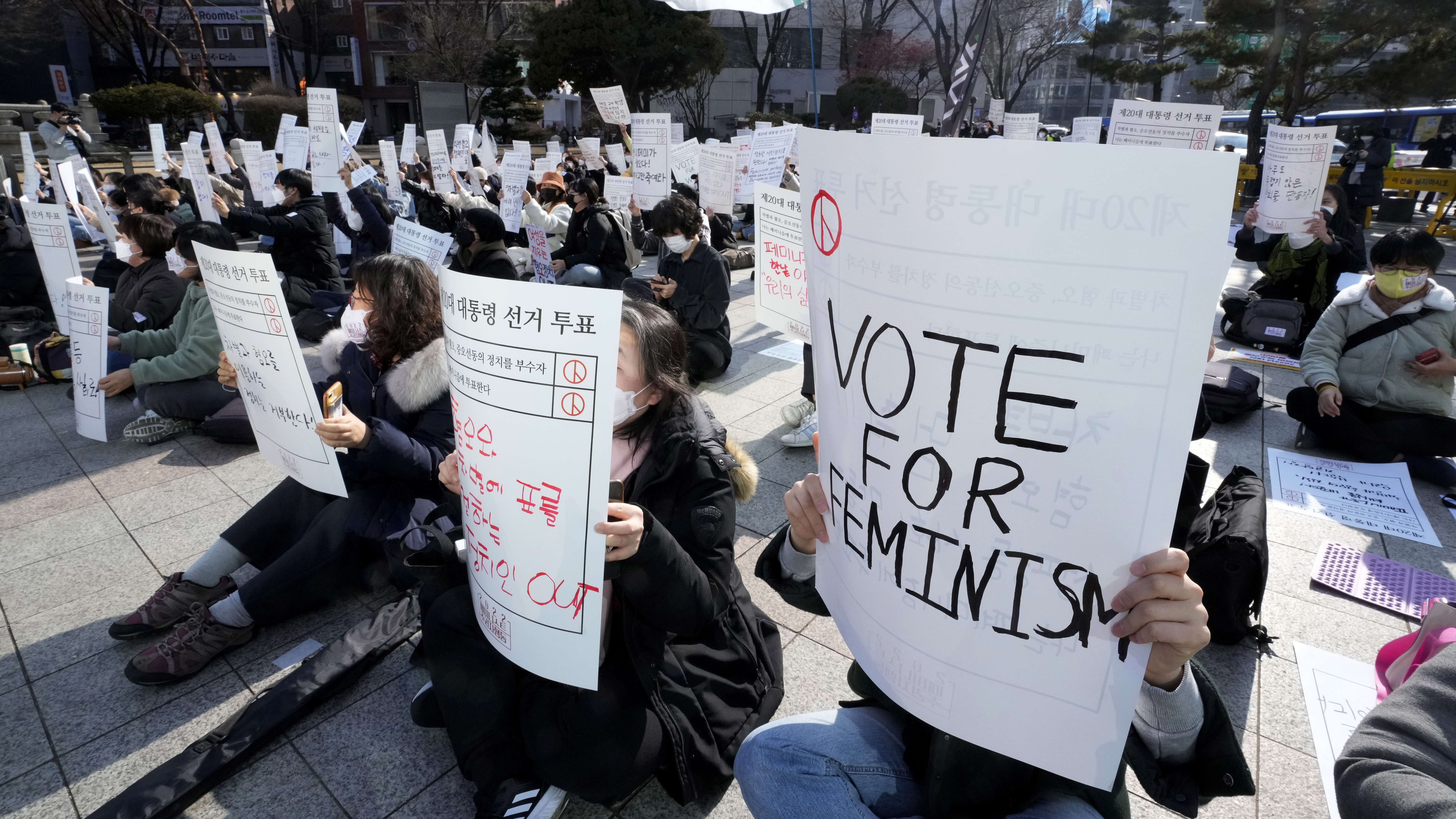 What Its Like To Be A Woman In South Korea Where Anti Feminism Is
