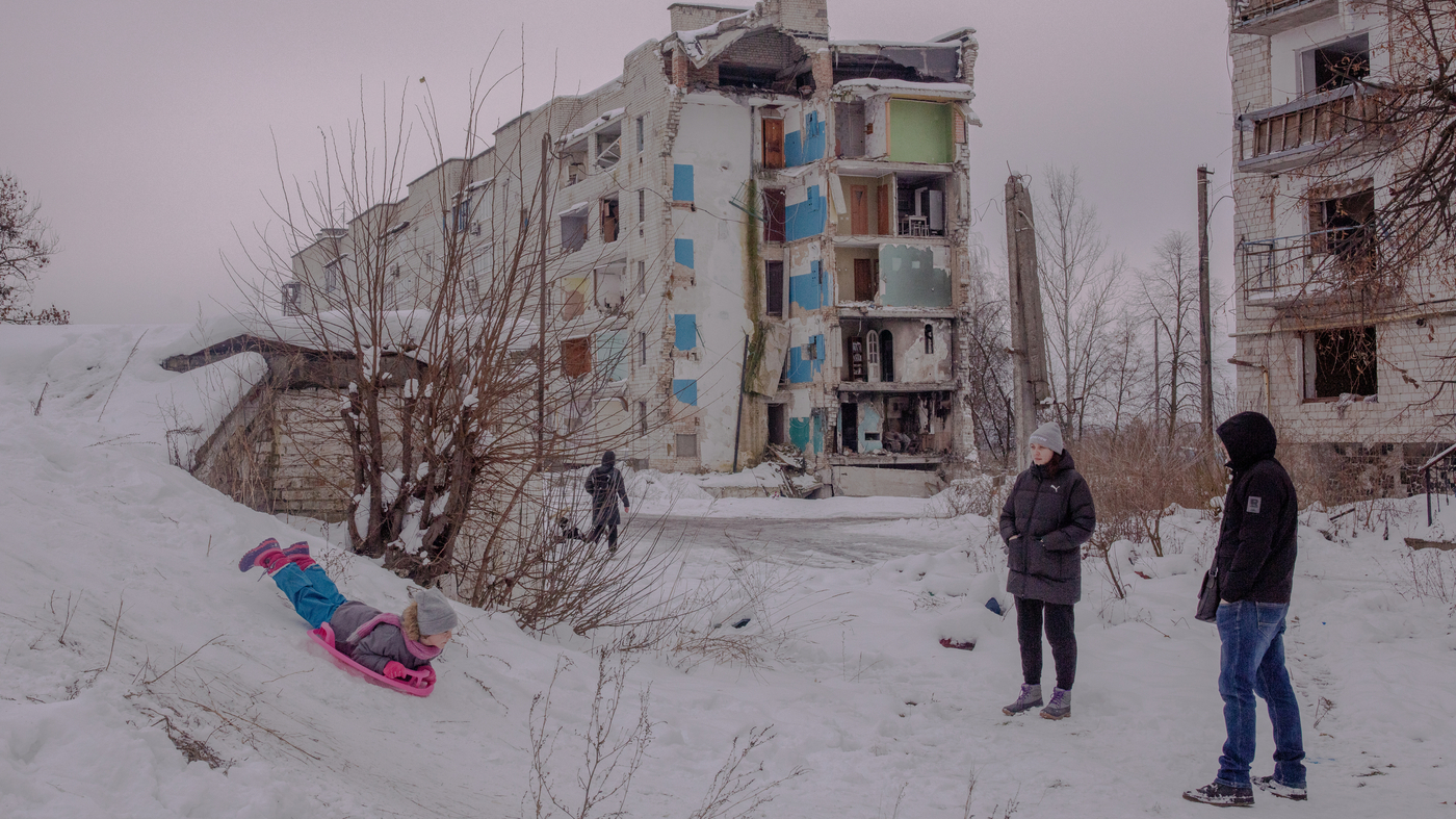 Life in Borodianka, Ukraine: rampaging Russians, power cuts, a visit by ...