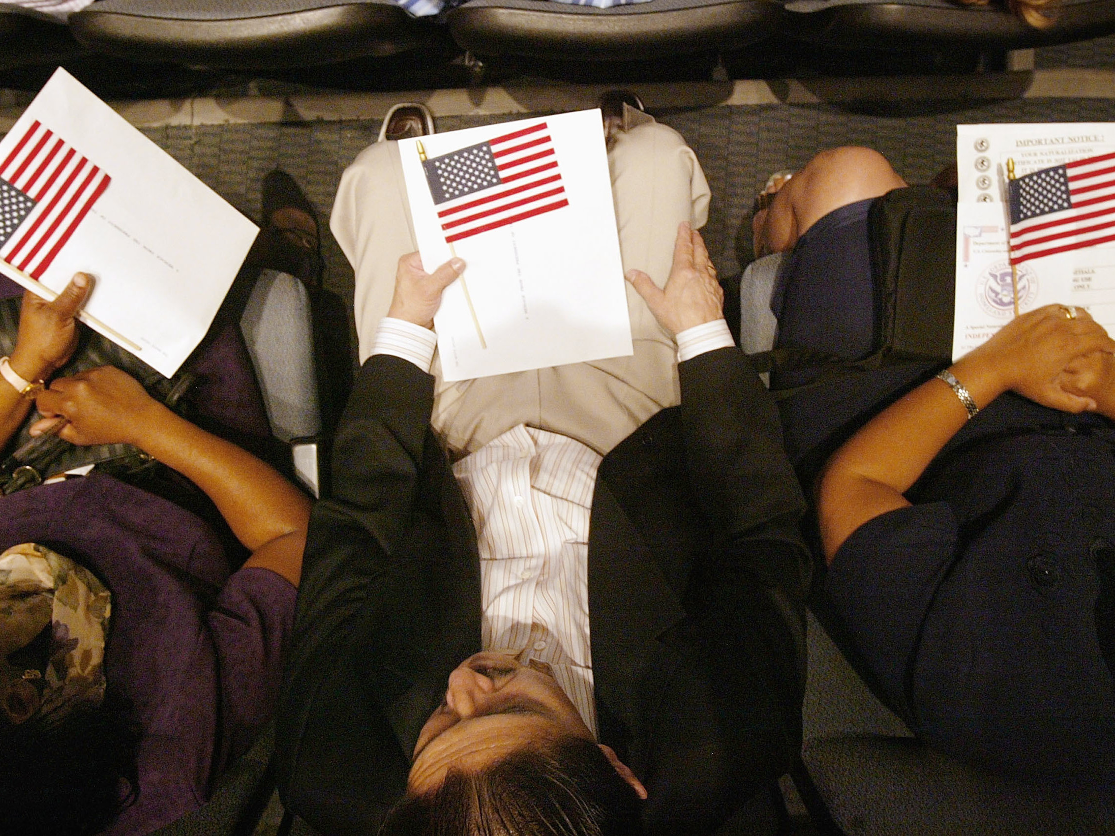 Nearly a million adults became U.S. citizens this past year | NCPR News