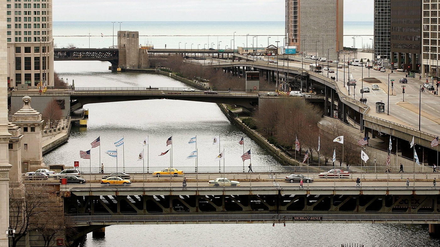 Opinion: Remembering Chicago's famed Walking Man : NPR