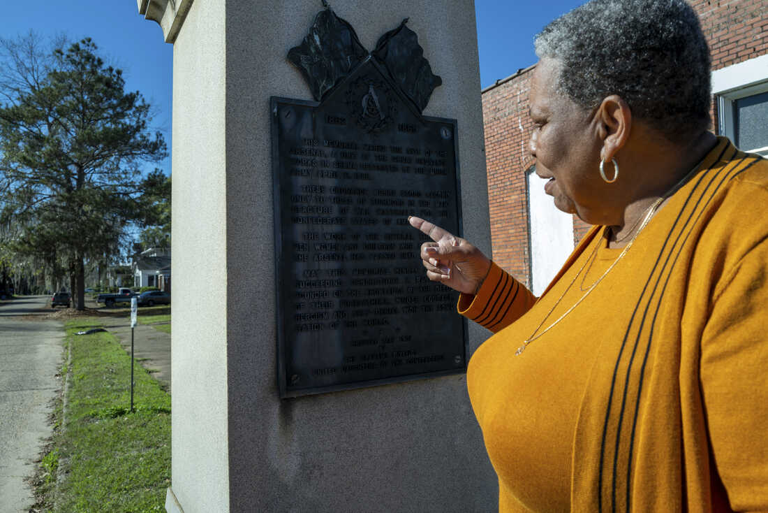 A child who joined 1965 civil rights march grew up to lead tours in ...