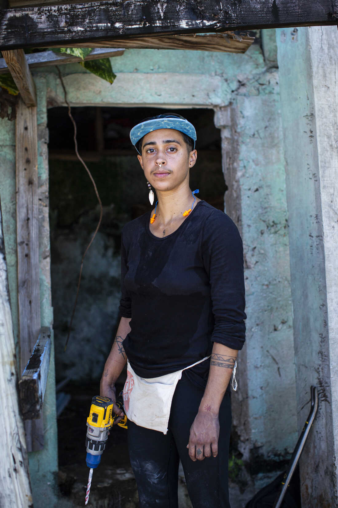 A nonprofit is training people to repair storm-damaged roofs in Puerto ...