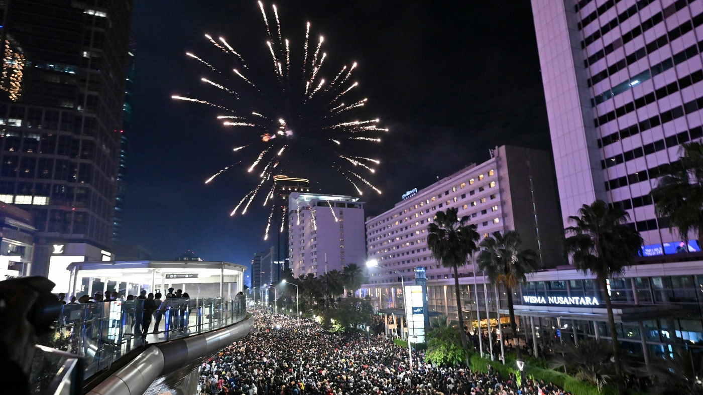 PHOTOS: Countries across the world ring in the new year : NPR