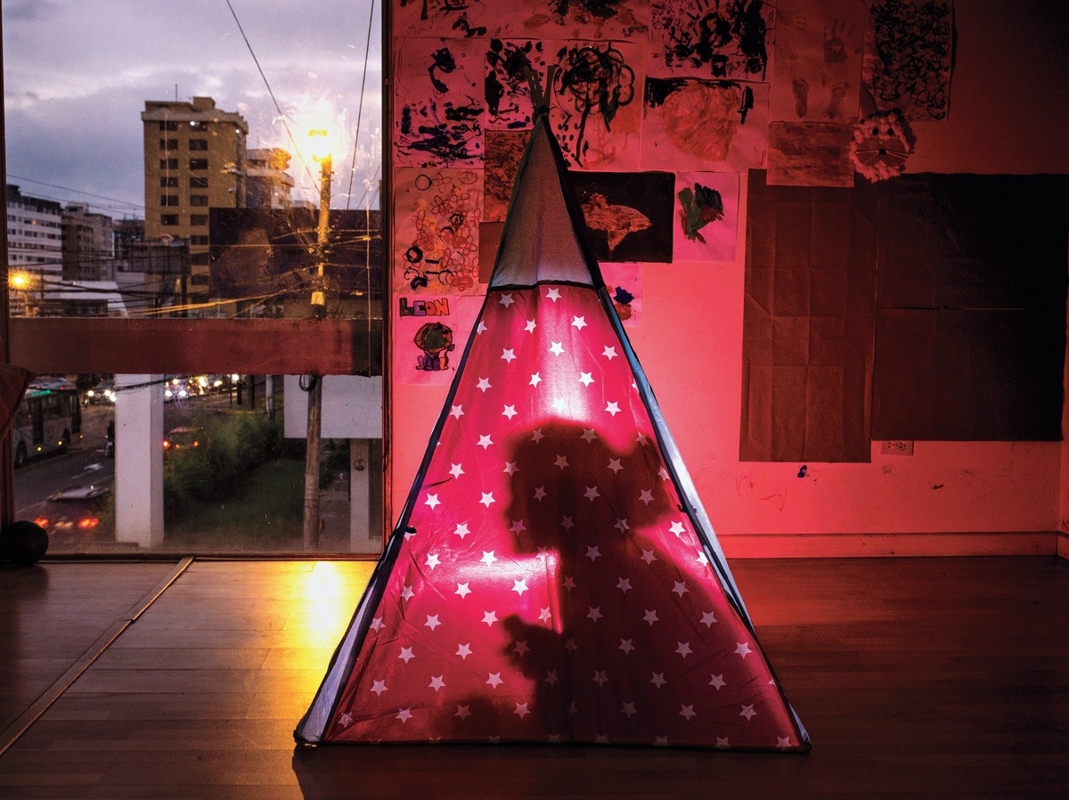 National Geographic's 'Inside the Curve' offers an overview of Covid's ...