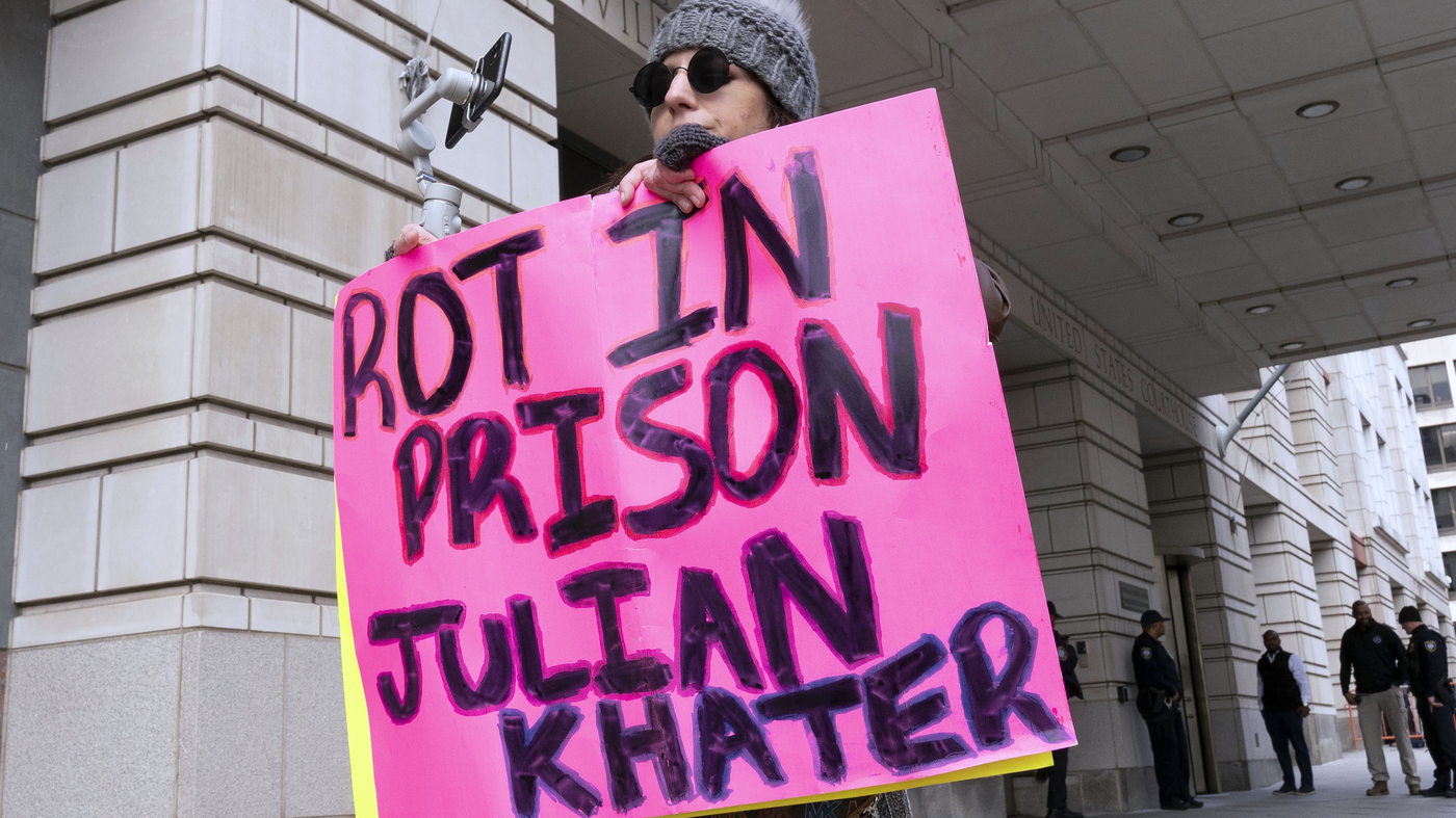 Jan. 6 rioter Julian Khater sentenced to 6 years for assaulting ...