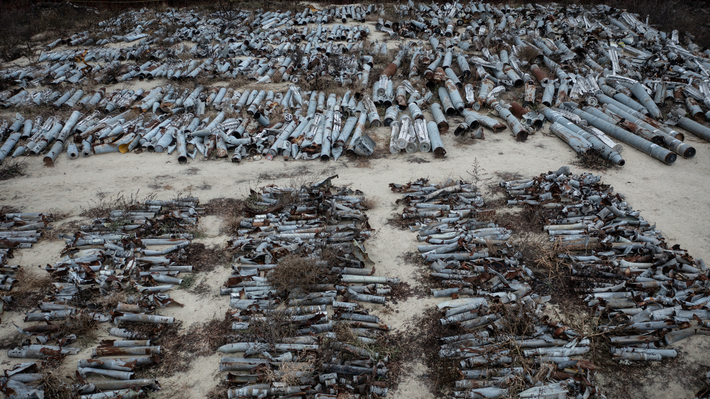 Russia and Ukraine battle daily in the sky. So where are the pilots? : NPR