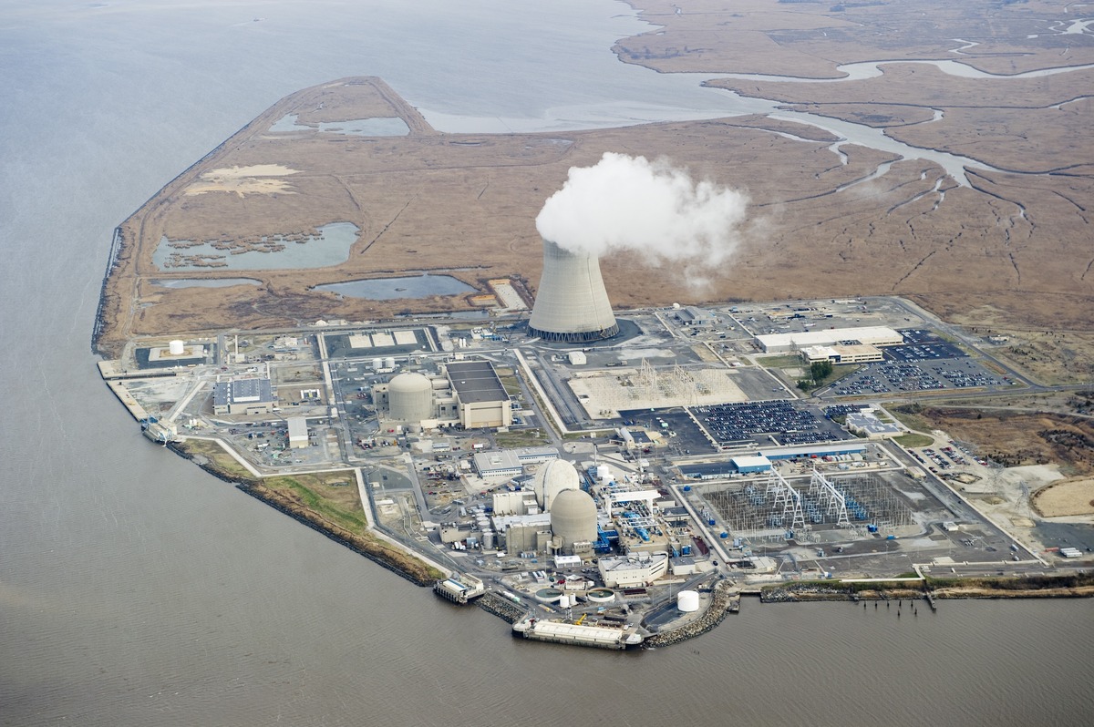 Experts explain how the U.S. can reach Biden's renewable energy goals : NPR