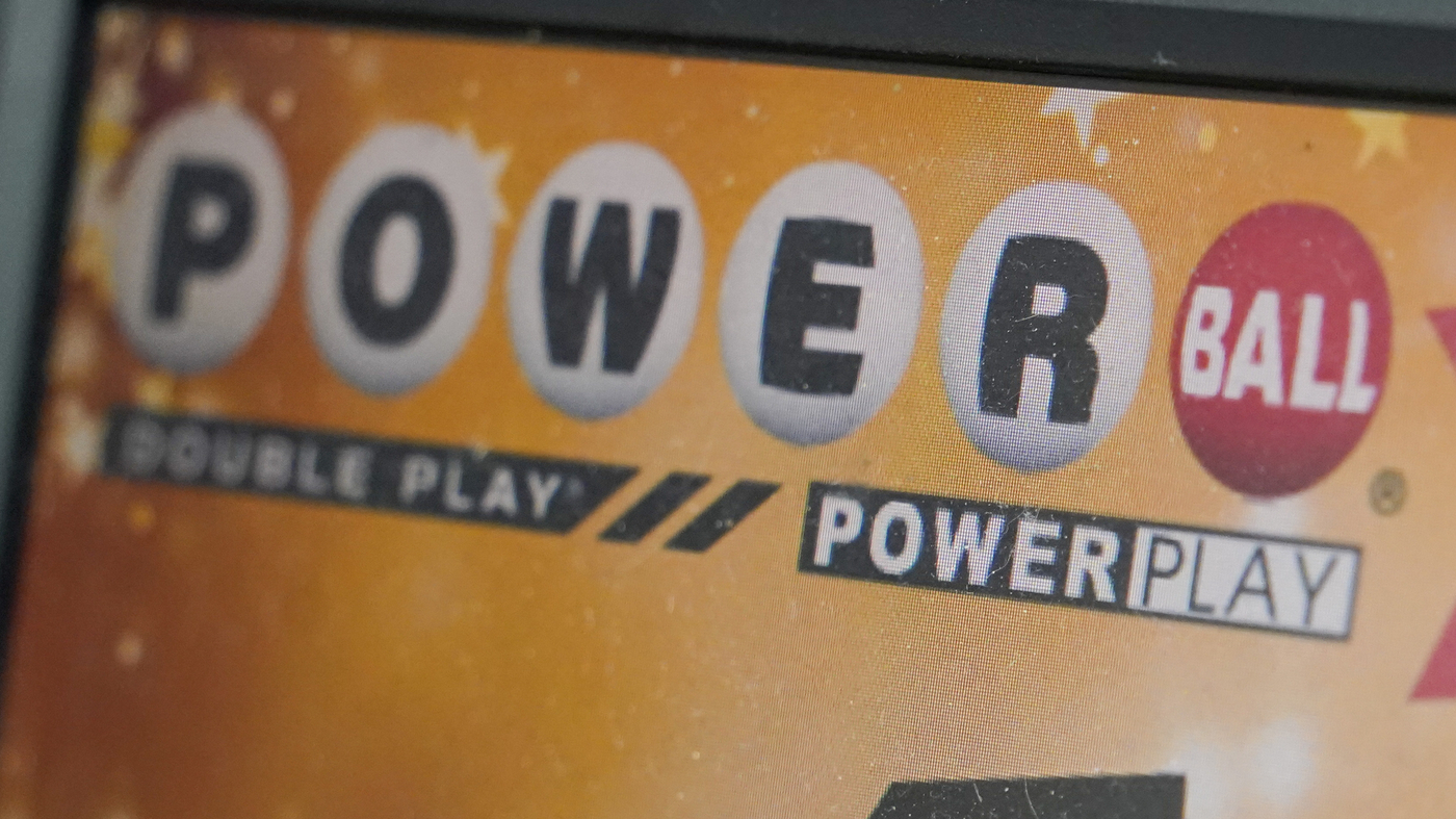 A player in Washington state wins the $747 million Powerball prize : NPR
