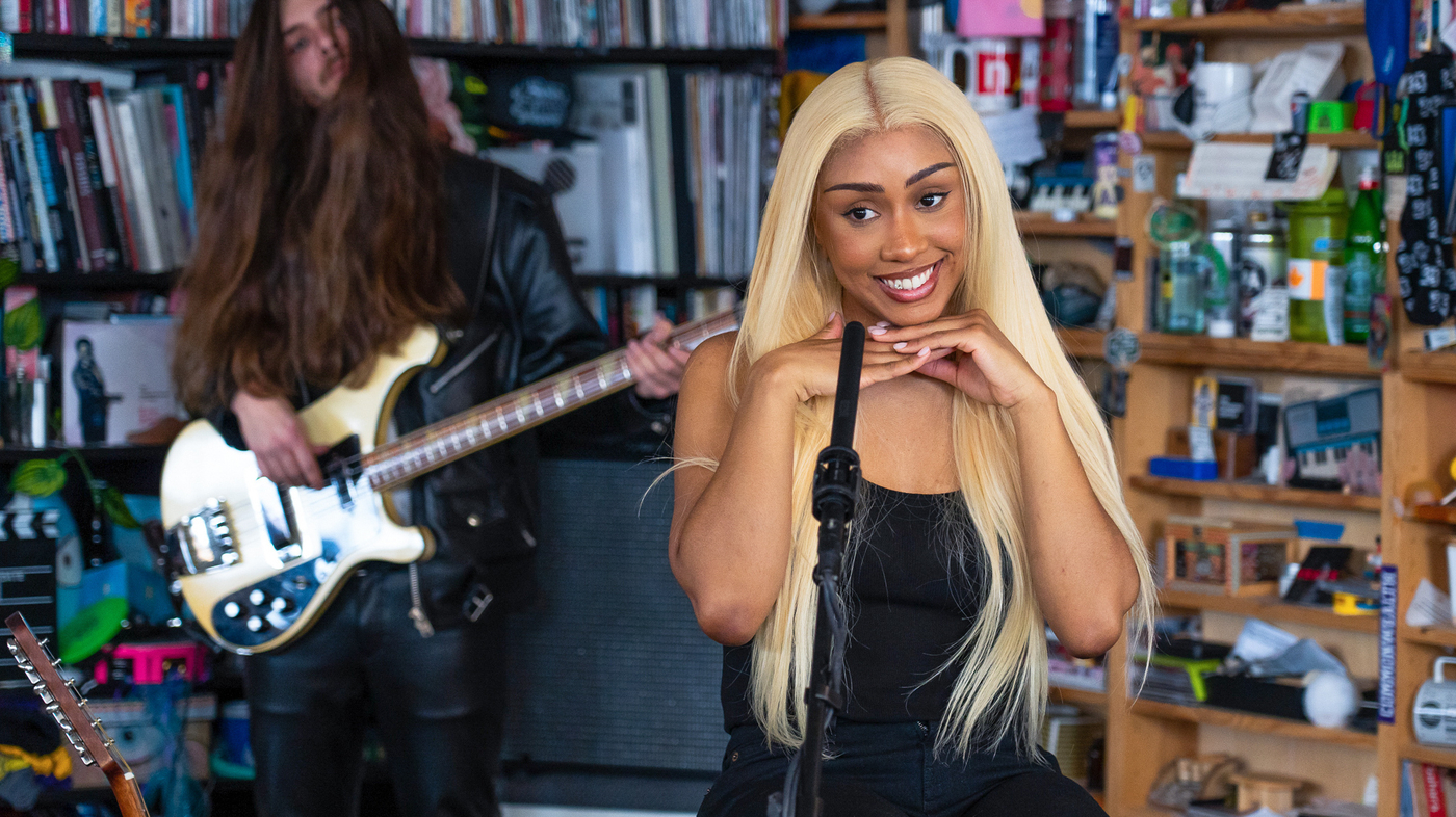 Fousheé: Tiny Desk Concert : NPR