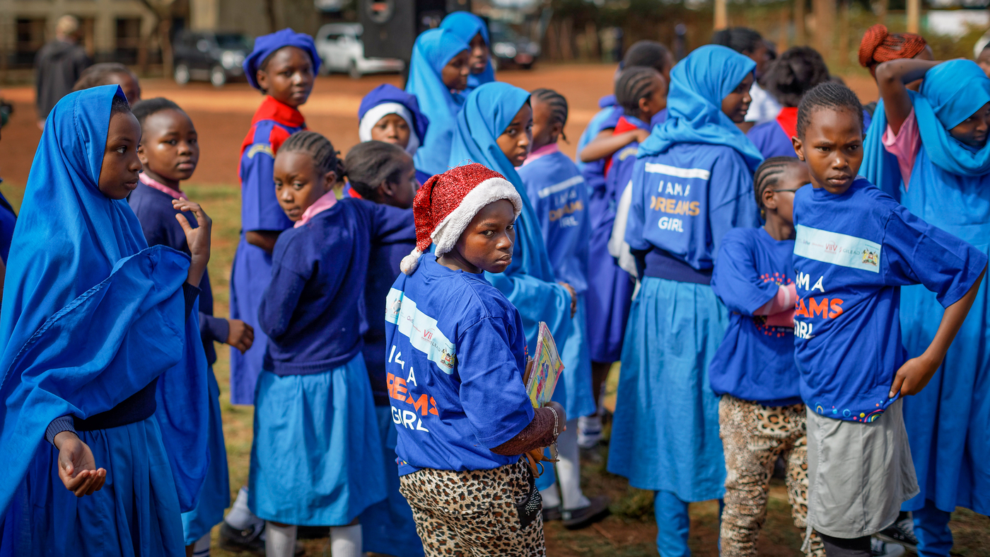 George W. Bush's anti-HIV program PEPFAR is hailed as 'amazing' and ...