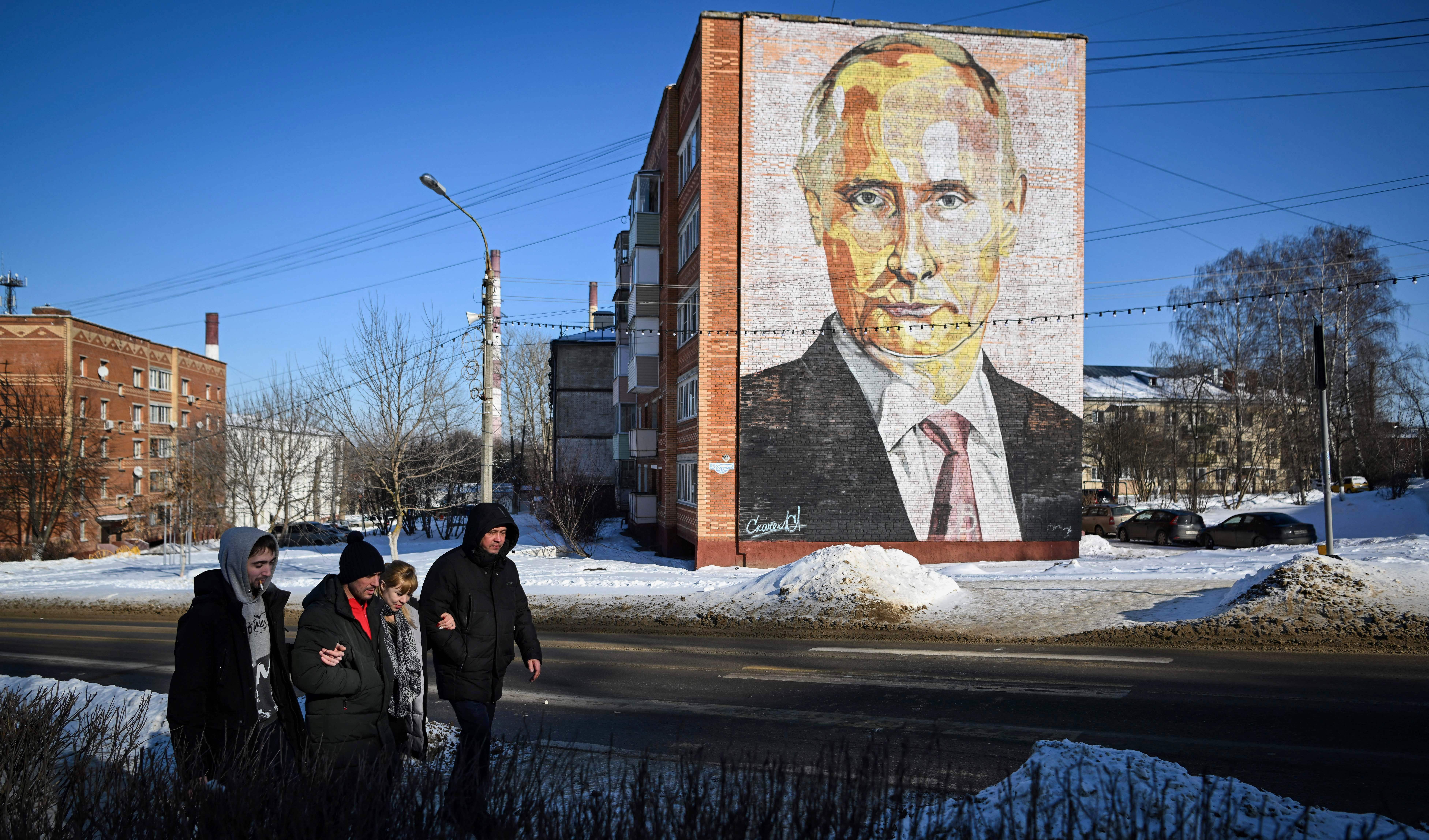 The key trends to watch in the Russia-Ukraine war | WBUR