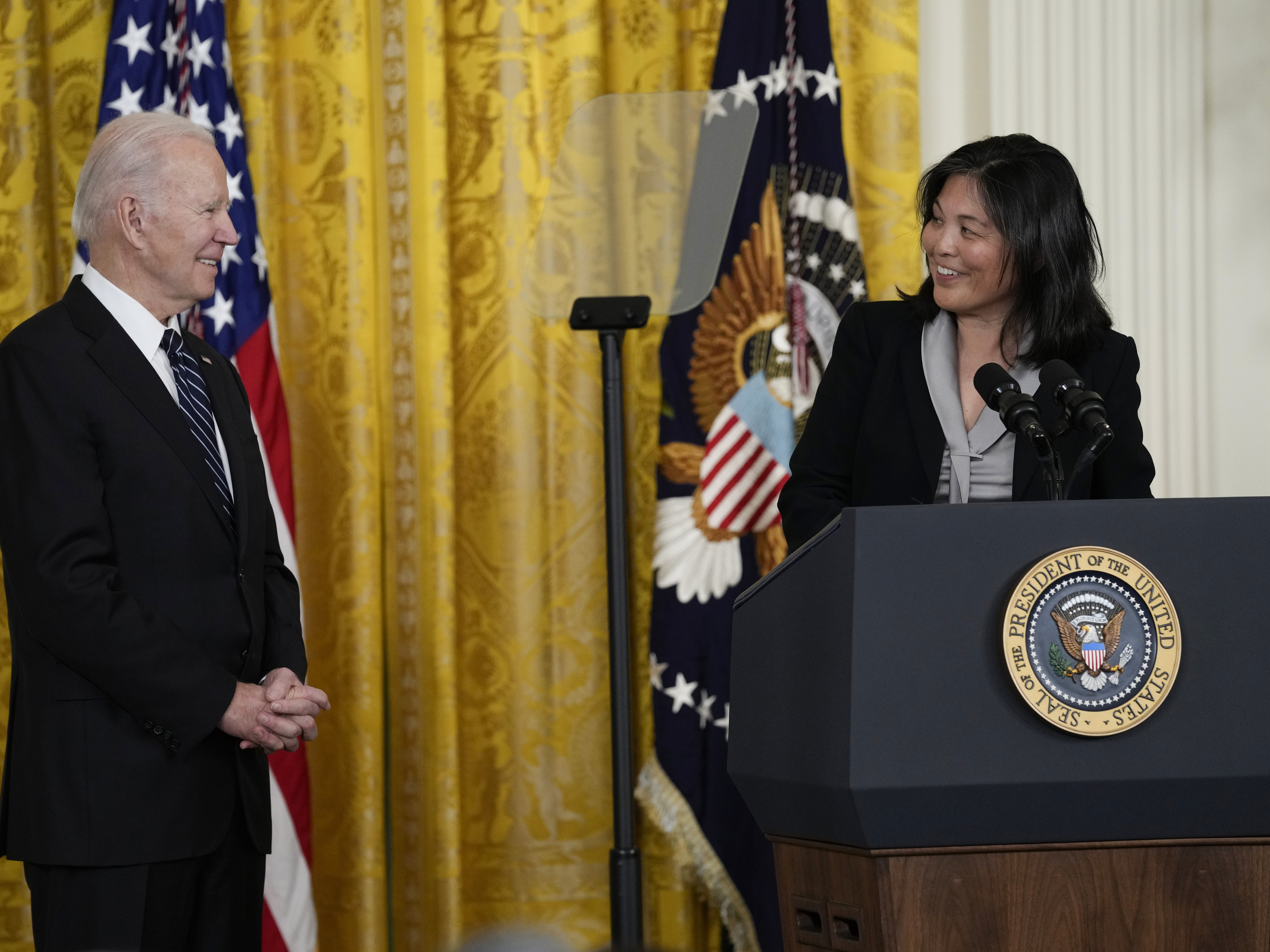 Julie Su, advocate for immigrant workers, is Biden's pick for Labor ...