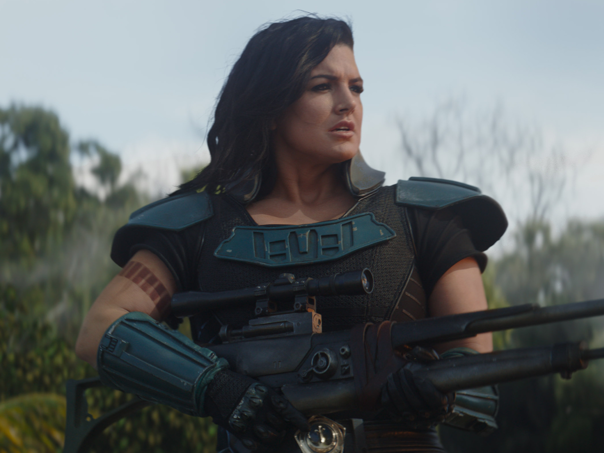 'Table setting' backstory burdens 'The Mandalorian' Season 3 debut ...