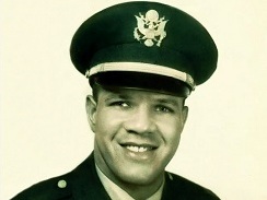 Decades after risking his life to save his men, a Green Beret gets the ...