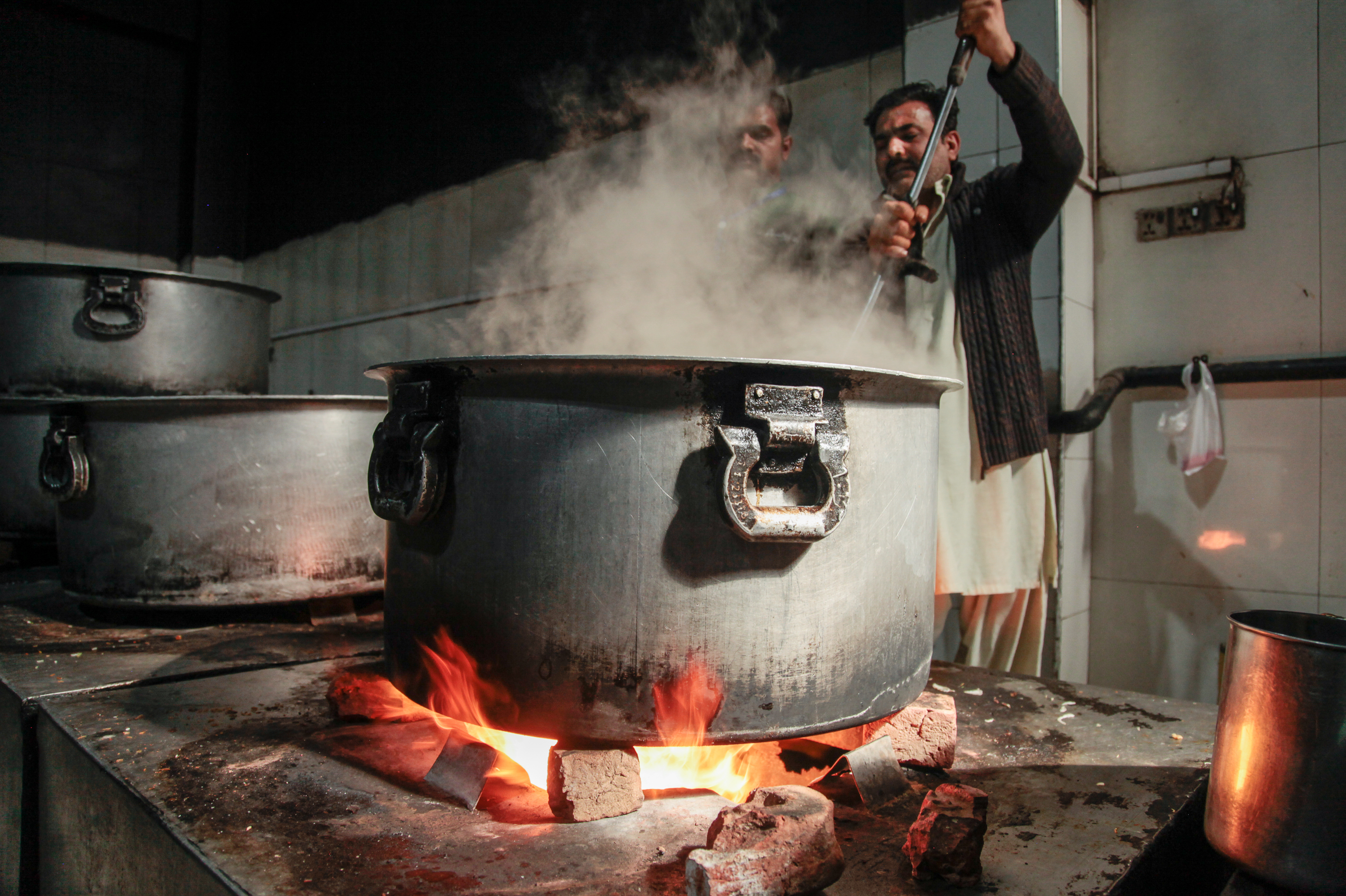 The proud Pakistani tradition of feeding the hungry is strained as food ...