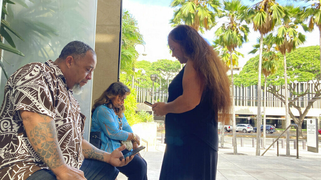 2 Native Hawaiians get prison in hate crime beating of white newcomer ...