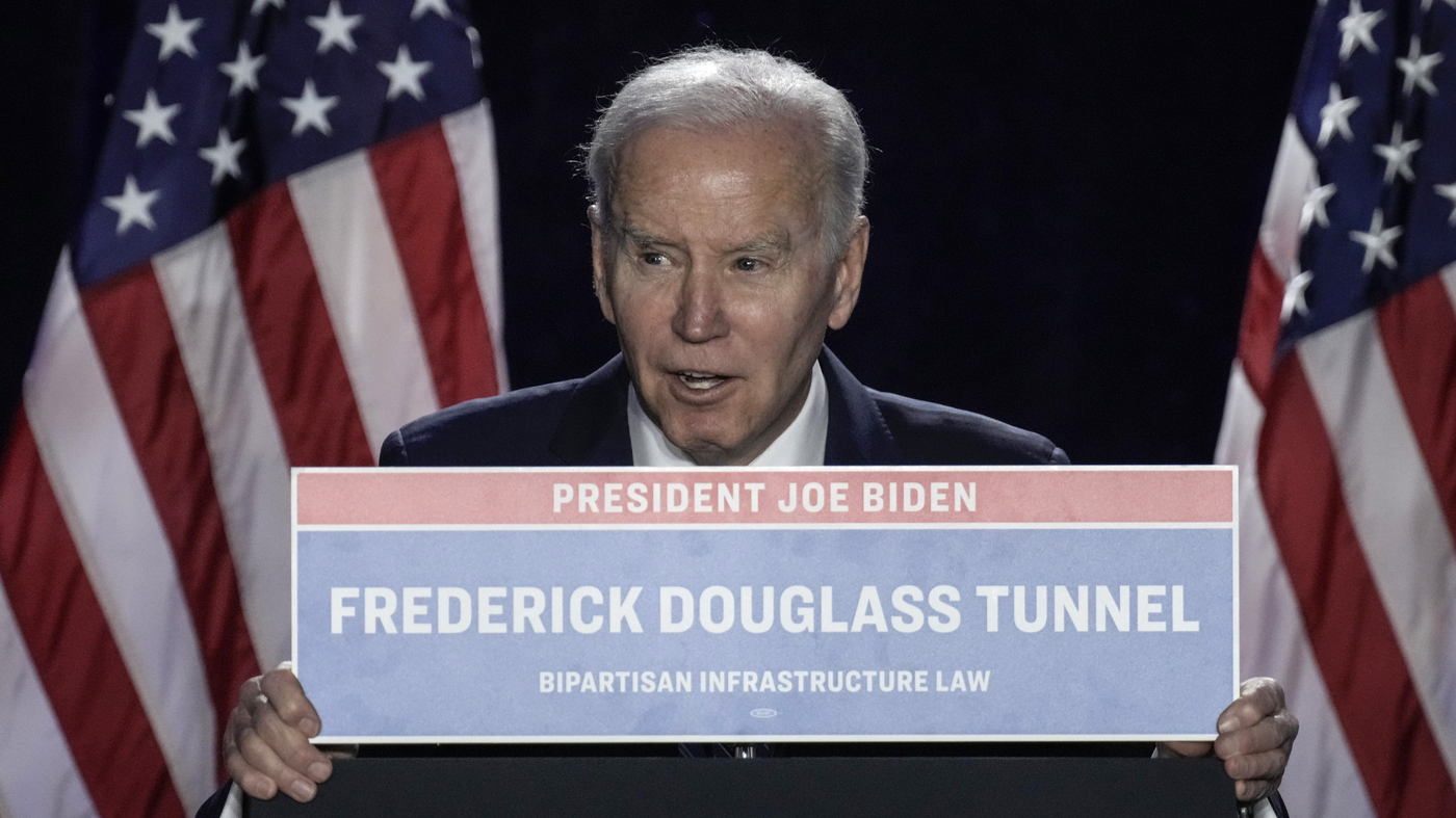 Biden and House Democrats chart 2024 course based on legislative track ...