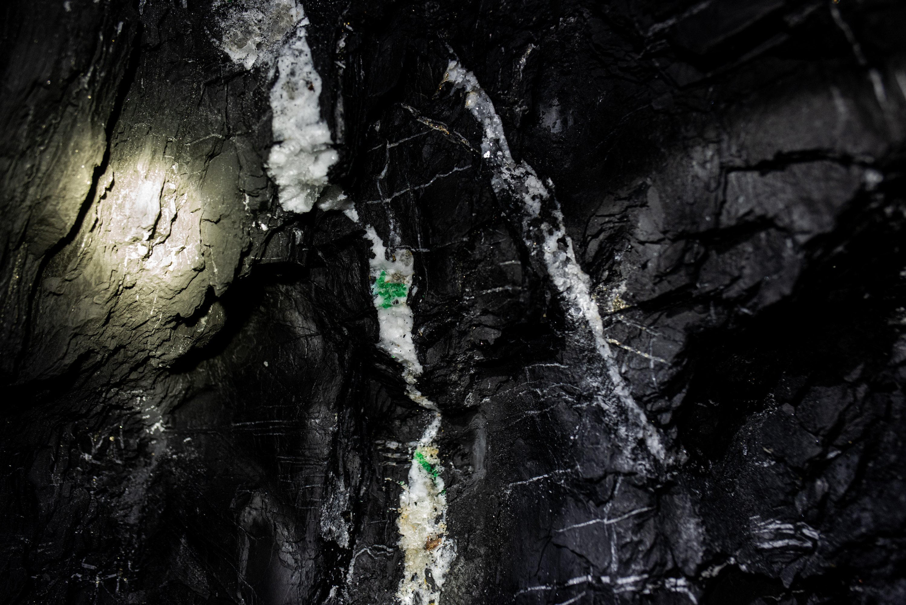 Inside the emerald mines that make Colombia a global giant of the green ...