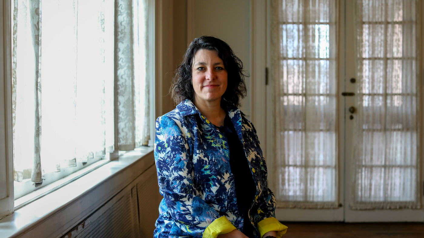 Rebecca Roberts' new book details the legacy of Edith Wilson : NPR