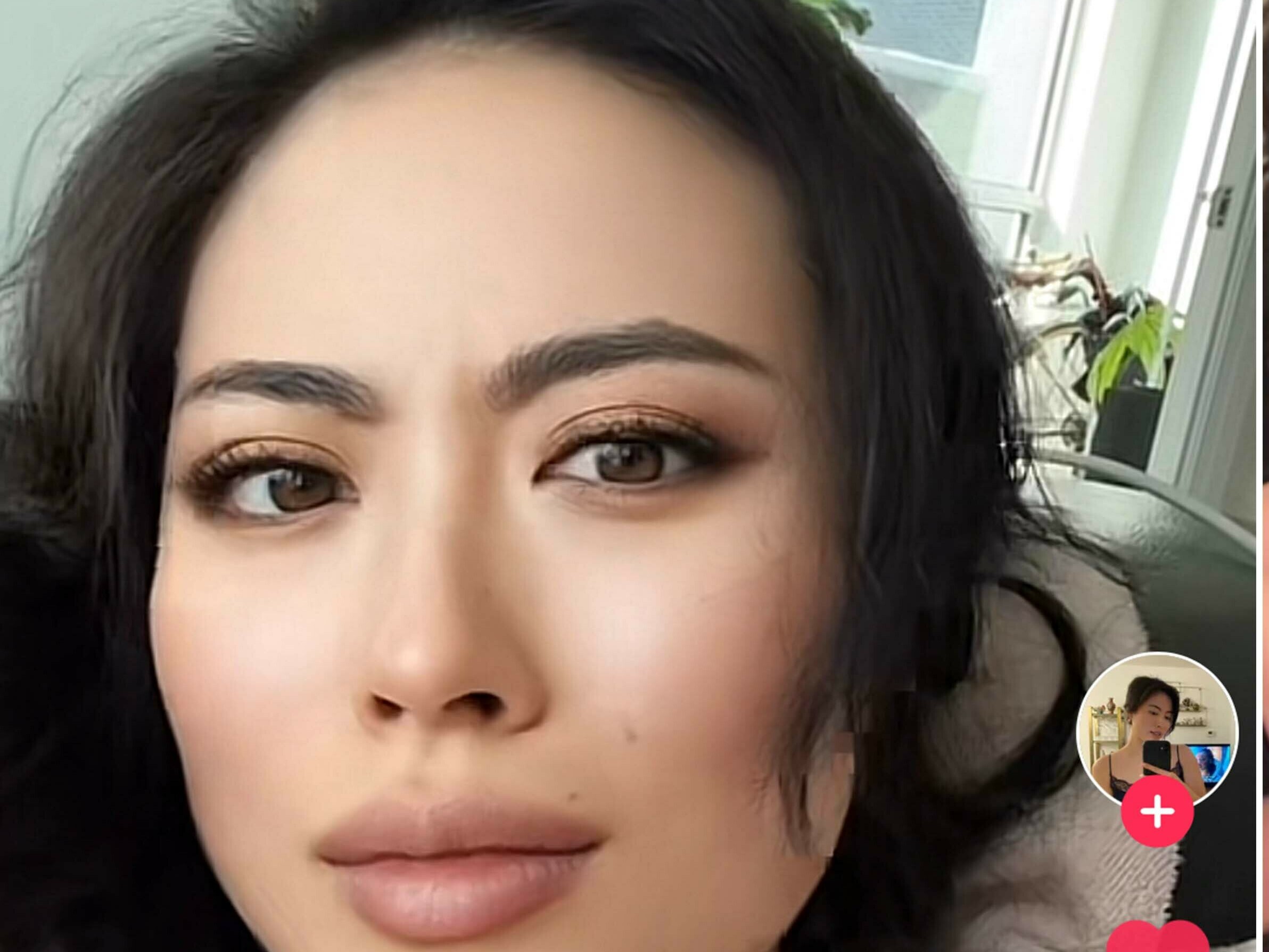 Does the 'Bold Glamour' filter push unrealistic beauty standards? TikTokkers think so | NCPR News