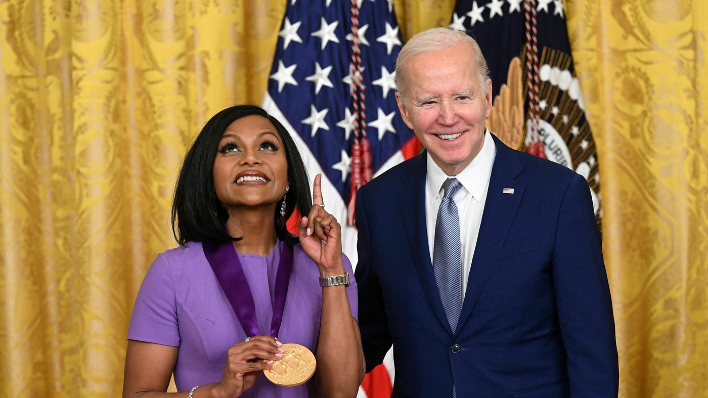 Bruce Springsteen, Mindy Kaling, Colson Whitehead get arts medals from ...