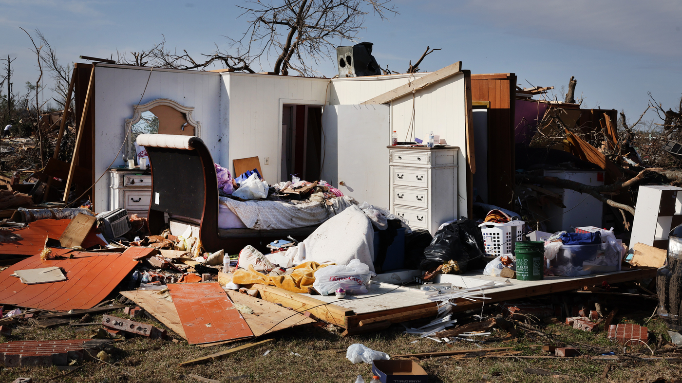 How does climate change affect tornadoes? Here's what we know : NPR