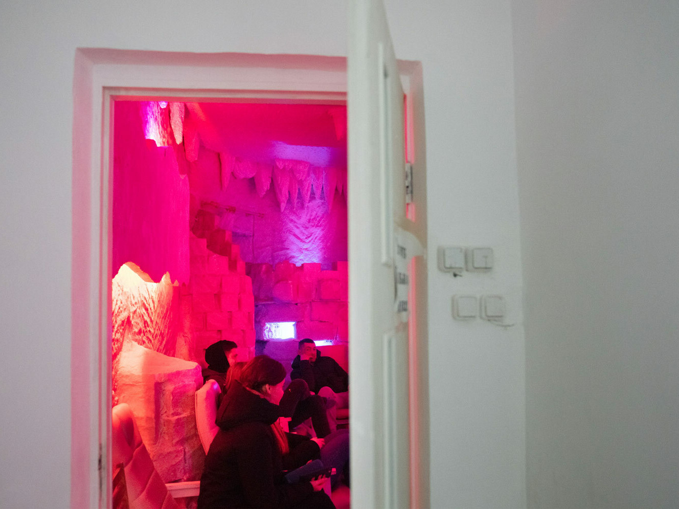 A rehab center revives traumatized Ukrainian troops before their return ...
