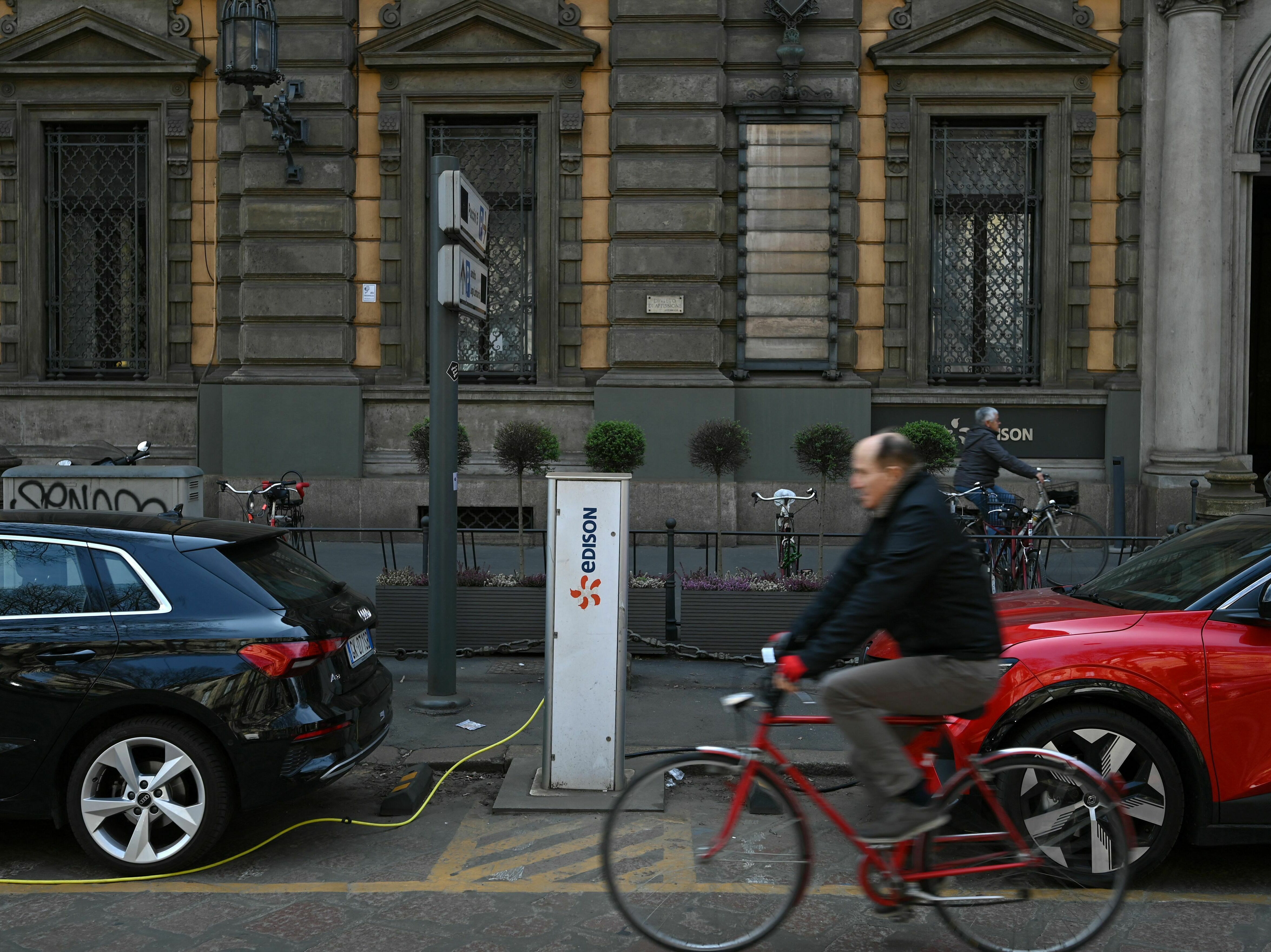 All new cars in the EU will be zero-emission by 2035. Here's where the ...