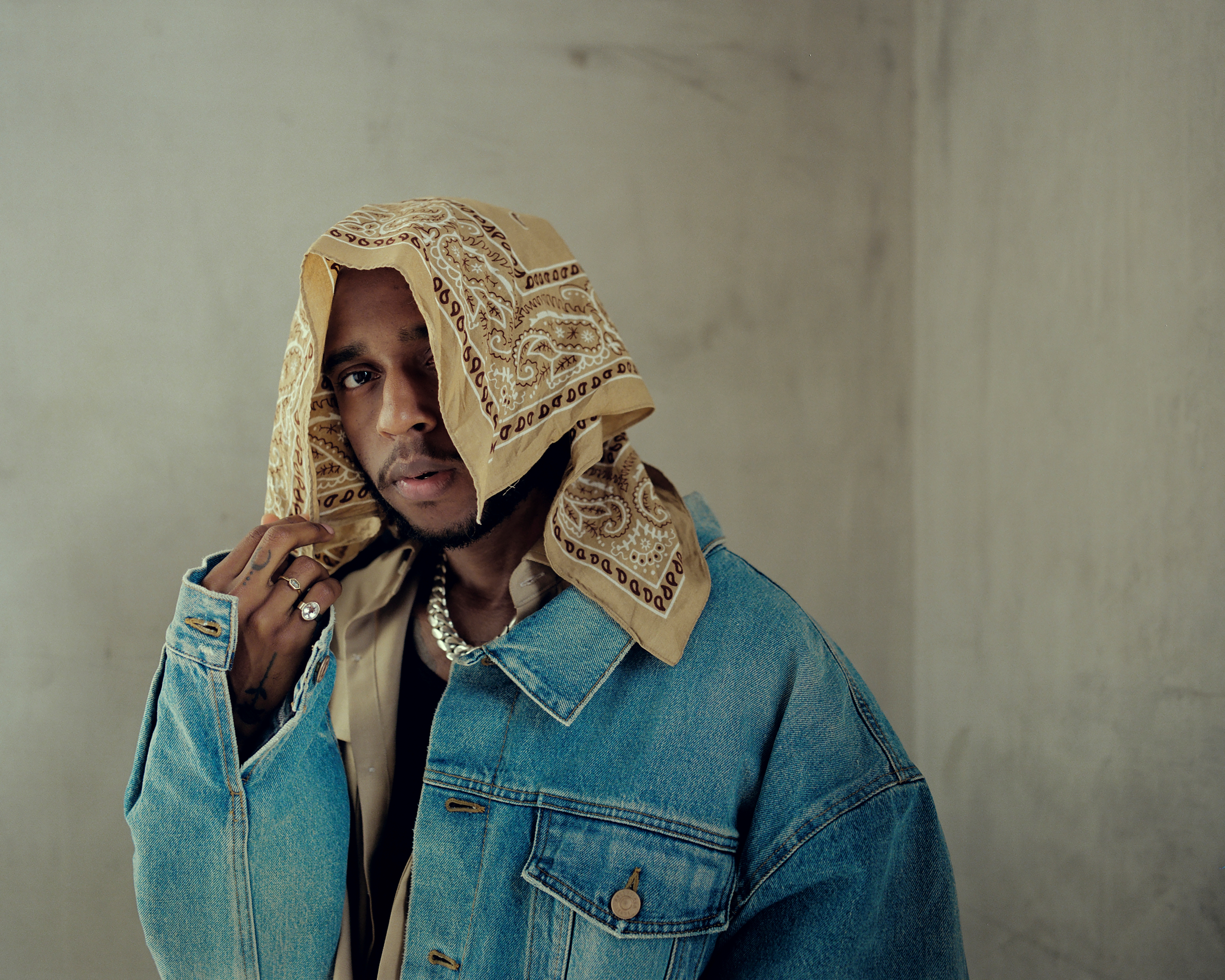 6LACK is in a happier place. He wants to show his fans how to get there ...