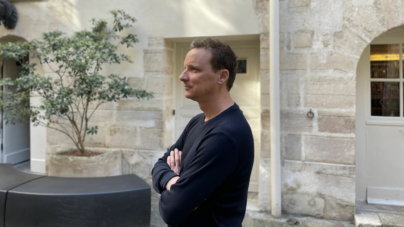 Doctors are drowning in paperwork. Some companies claim AI can help ...