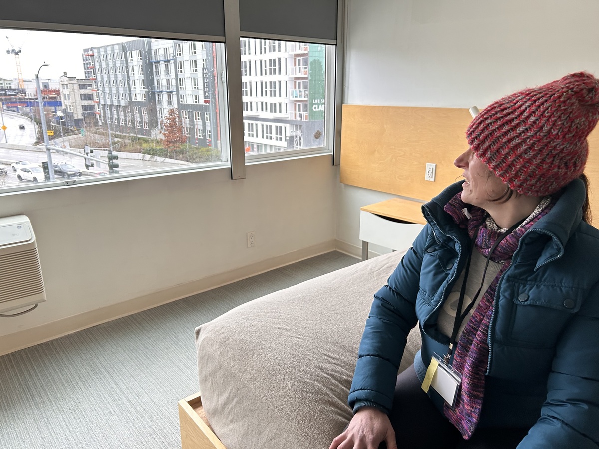 Seattle group works to end homelessness by approaching entire camps : NPR