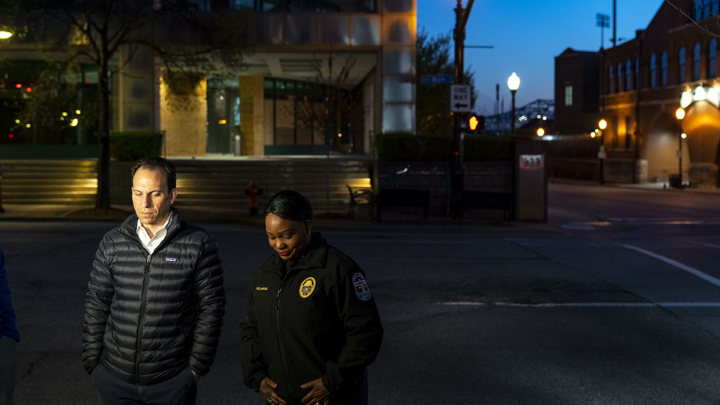 Louisville bank shooting: What we know about injured officer Nickolas ...