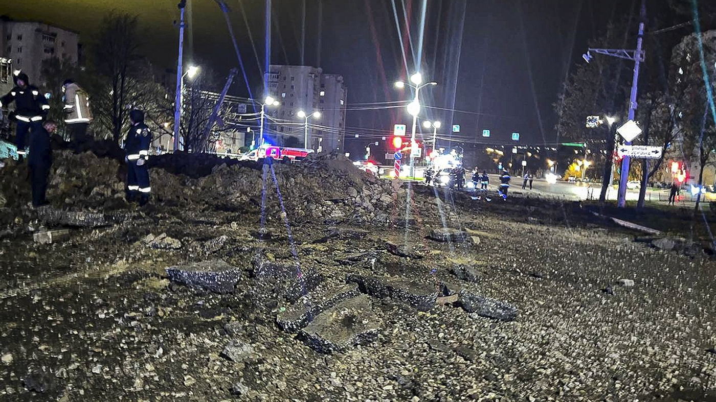 Russia says it accidentally bombed its own city, Belgorod, near Ukraine ...