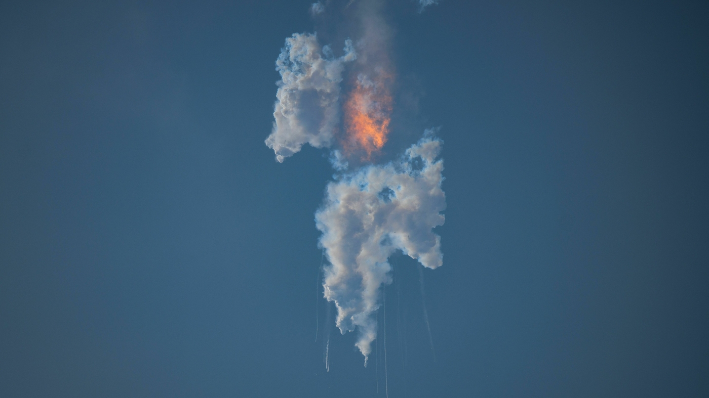 Will investors pay for SpaceX's giant Starship rocket? : NPR