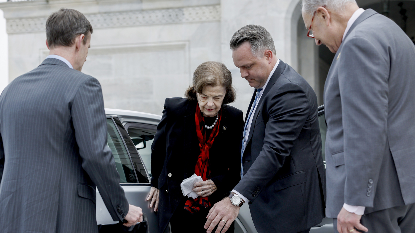 Dianne Feinstein returns to Senate after shingles : NPR