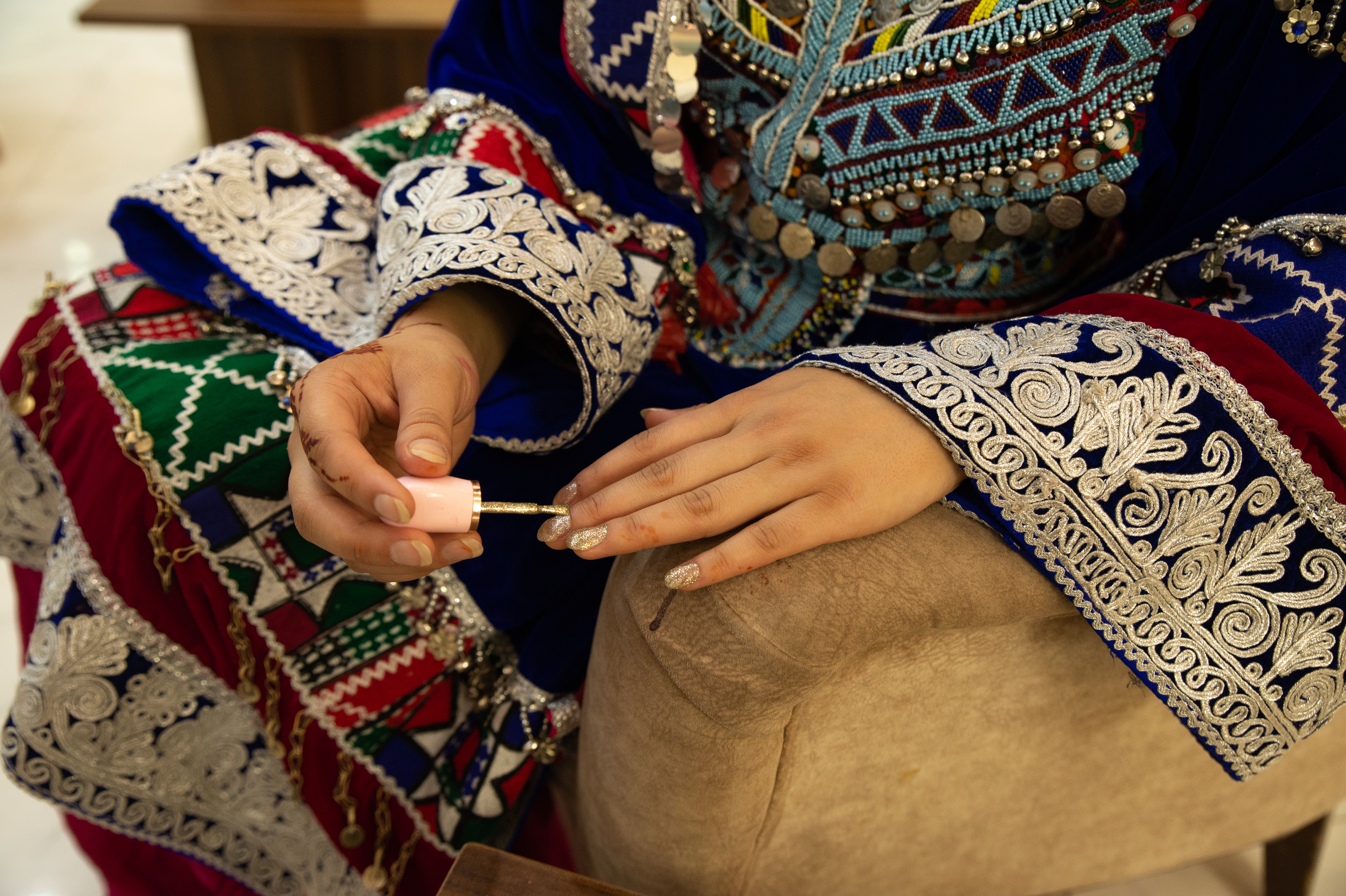 Inside Kabul's beauty salons: One of the last places women can gather ...