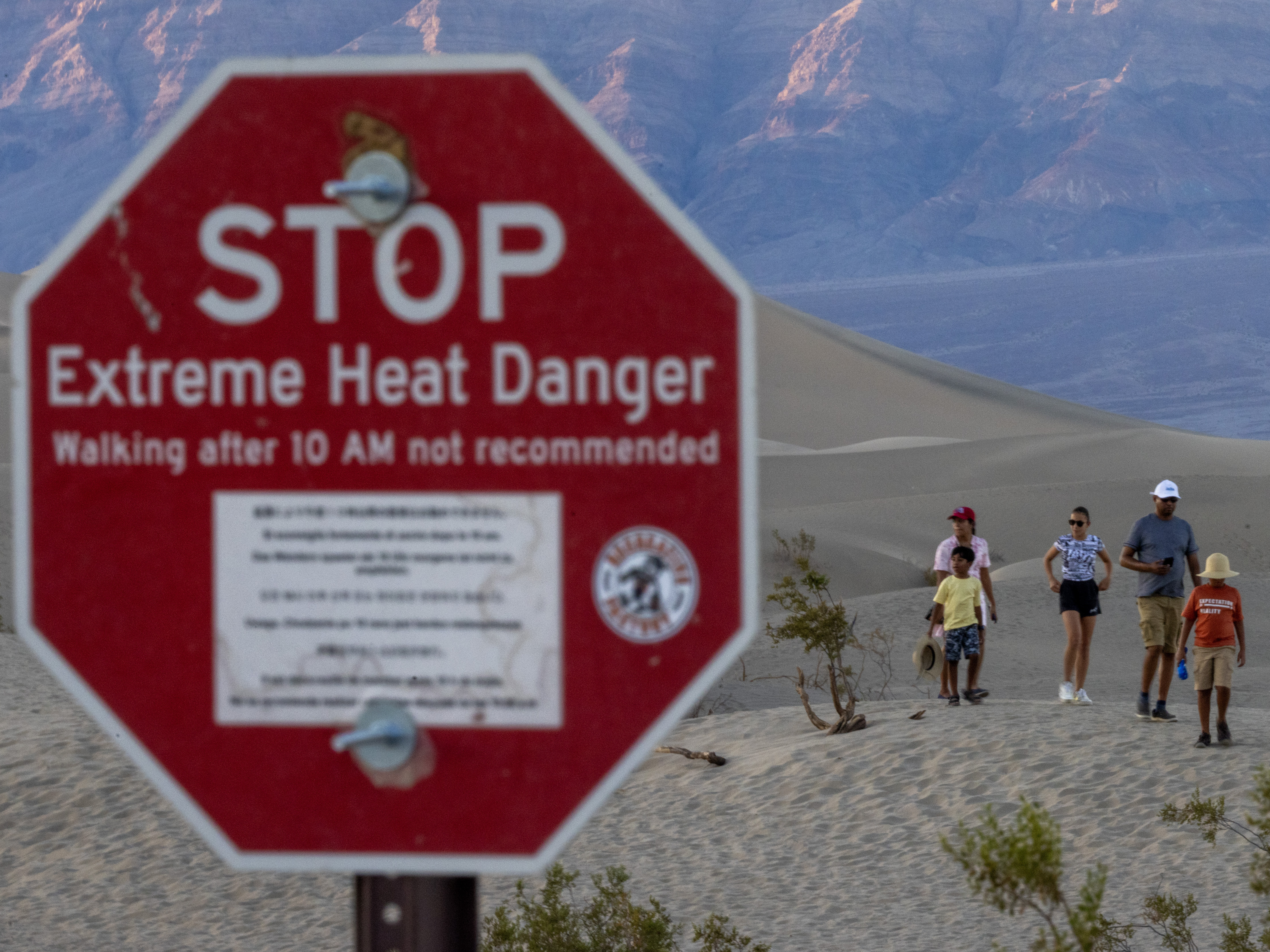 A punishing heat wave hits the West and Southwest U.S. | NCPR News