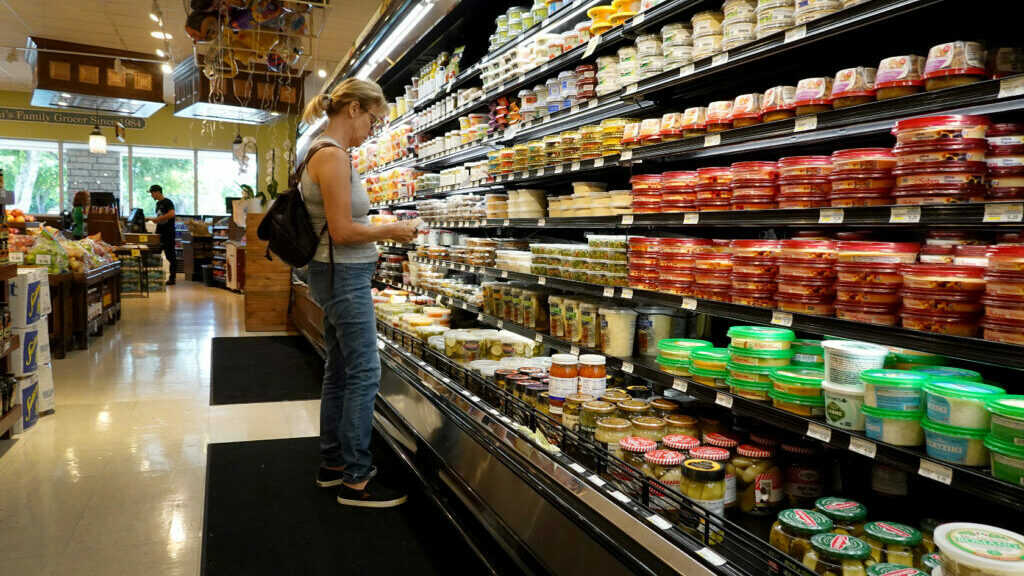 What Nutrition Labels Really Tell Us About Our Food : 1A : NPR