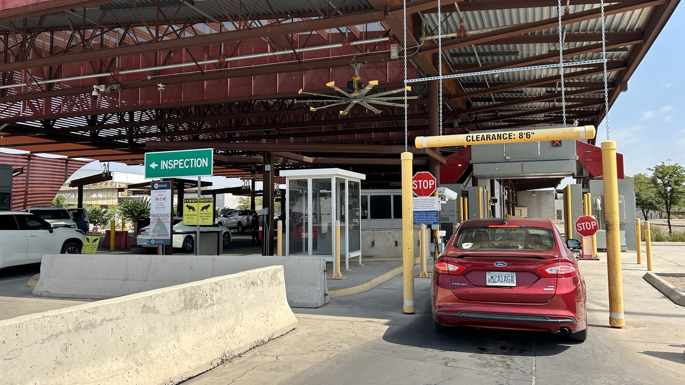 Mules who smuggle fentanyl across the border are often U.S. citizens : NPR