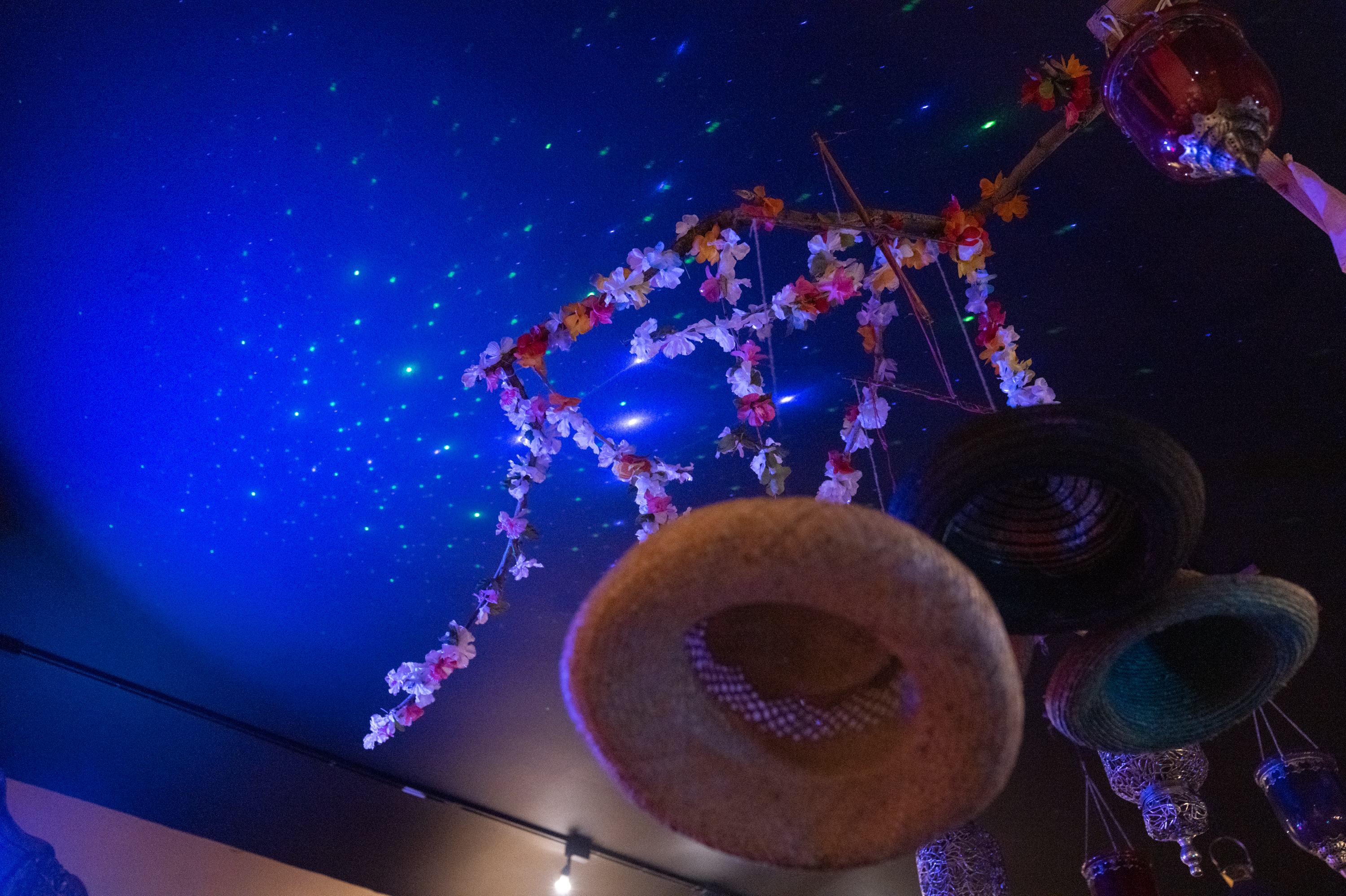 This cafe never closed after Lahaina's fires, extending a lifeline of ...