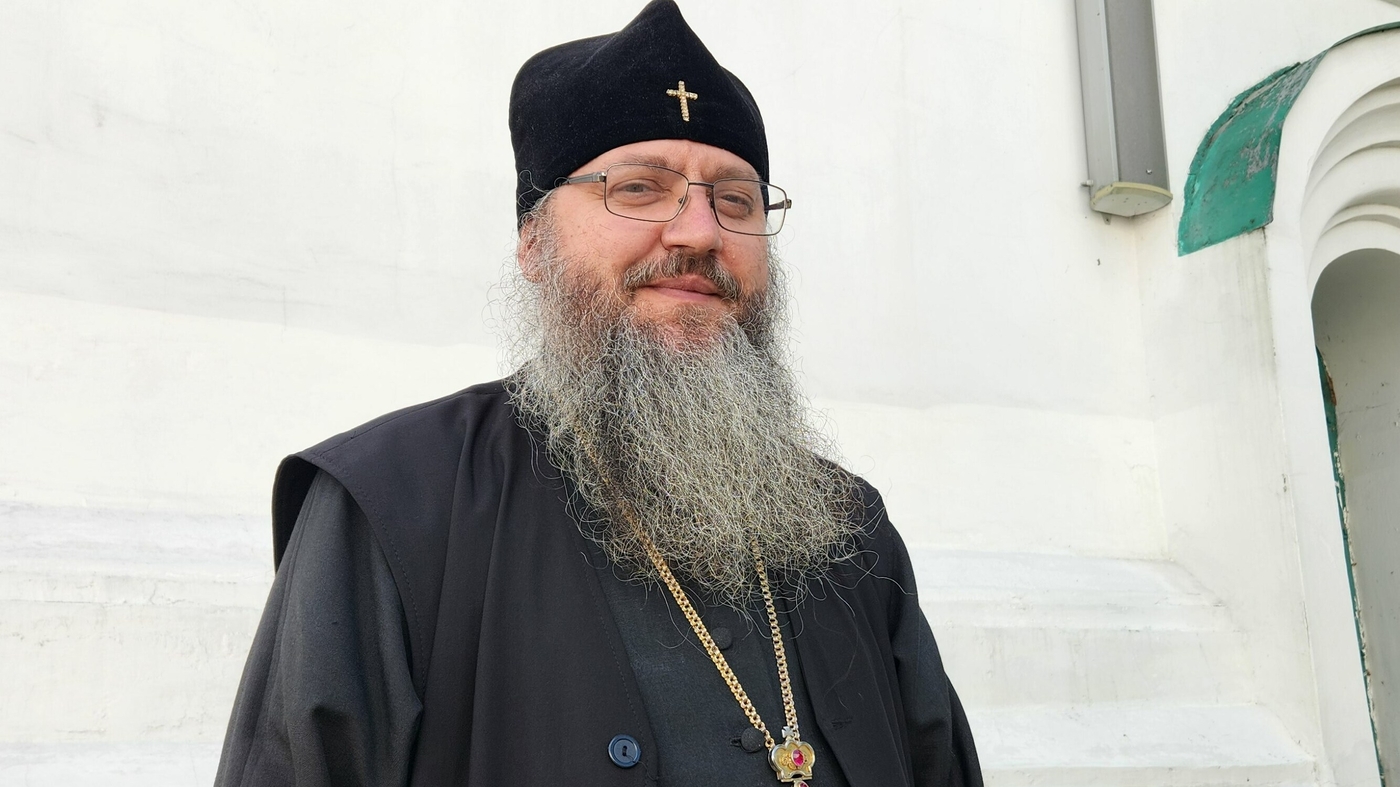 Anger grows over Ukraine's largest Orthodox church, aligned with Moscow ...